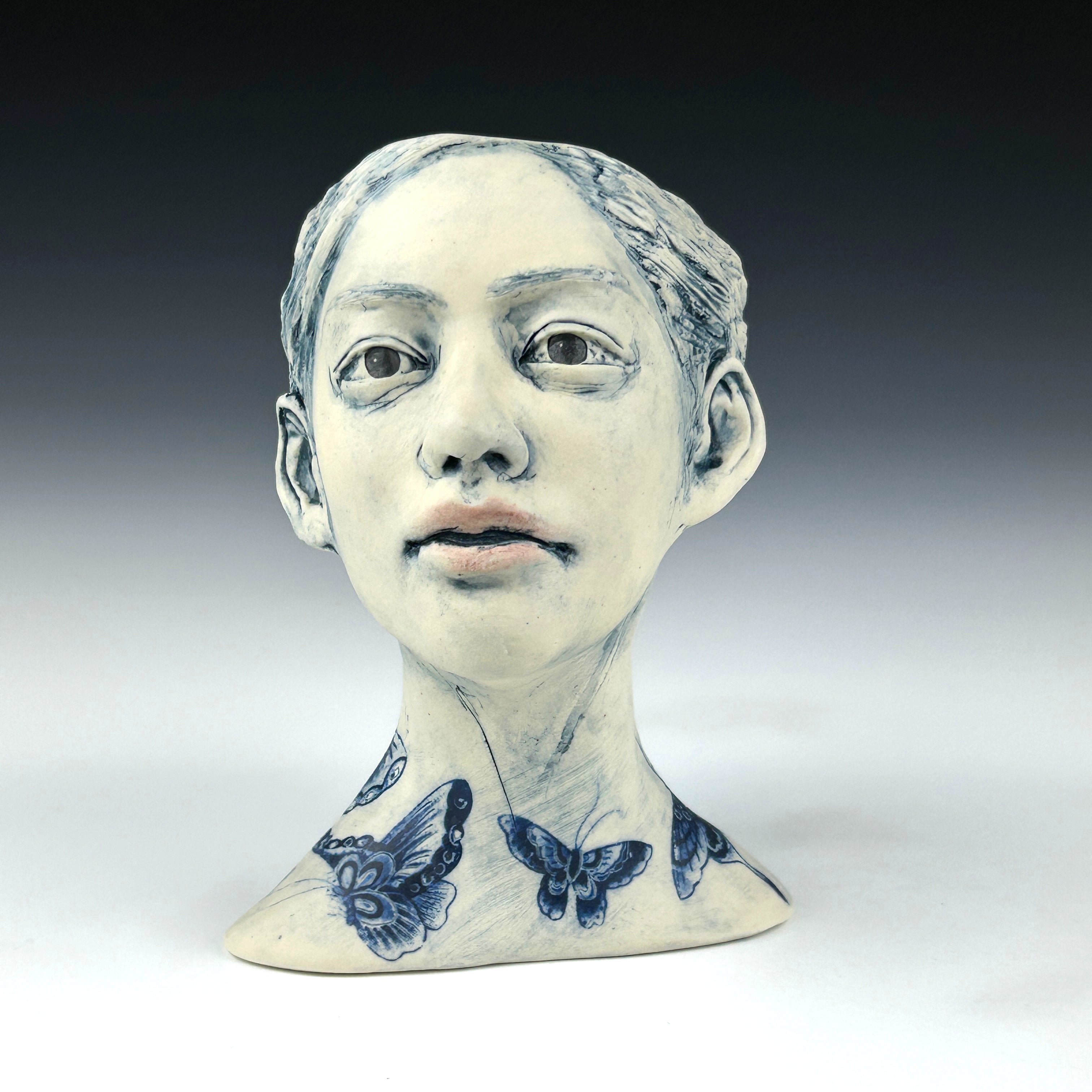 Jee Eun Lee - Large Figure Cup #93 – Gandee Gallery